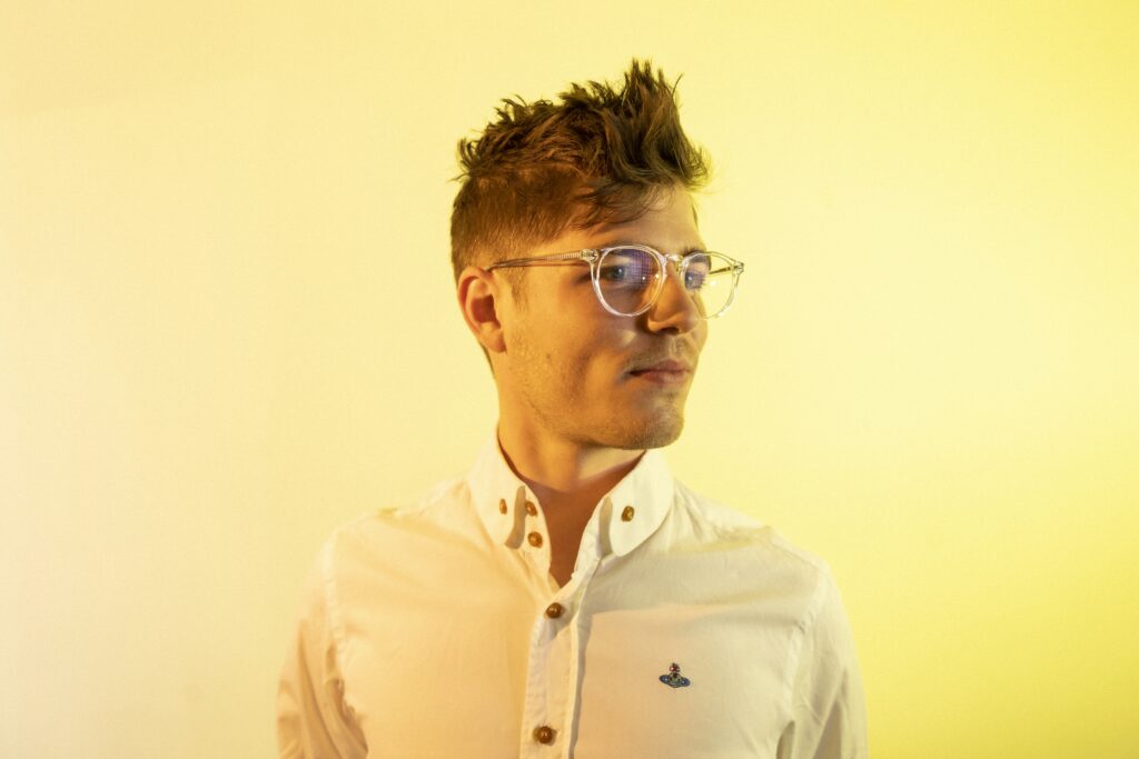 Celebrating One Year Of Keeno Music With An Album And A Piano-DJ Set • UKF