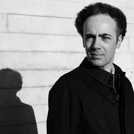 High Contrast • UKF